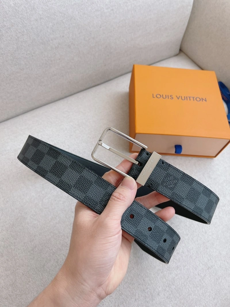 Low-cost Louis Vuitton Belts