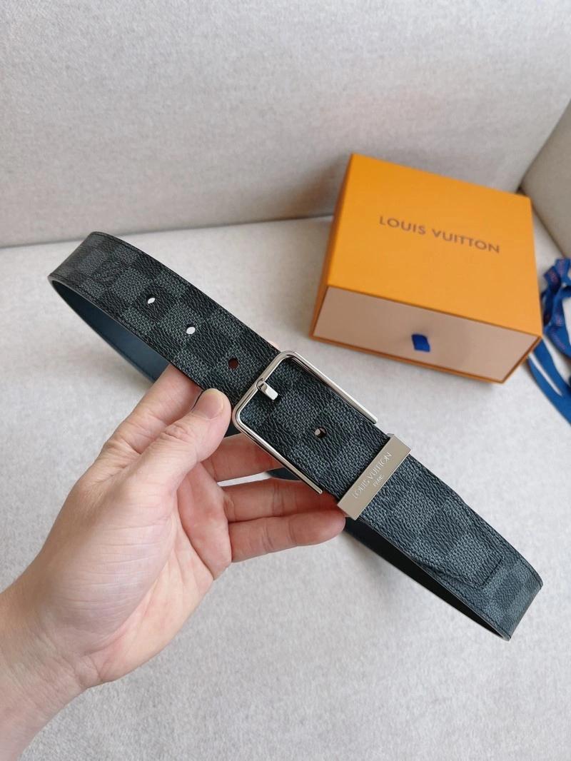 Low-cost Louis Vuitton Belts
