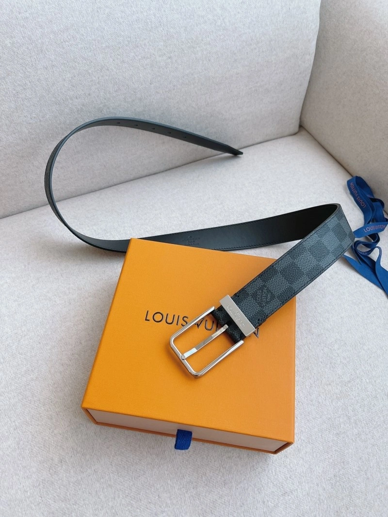 Low-cost Louis Vuitton Belts