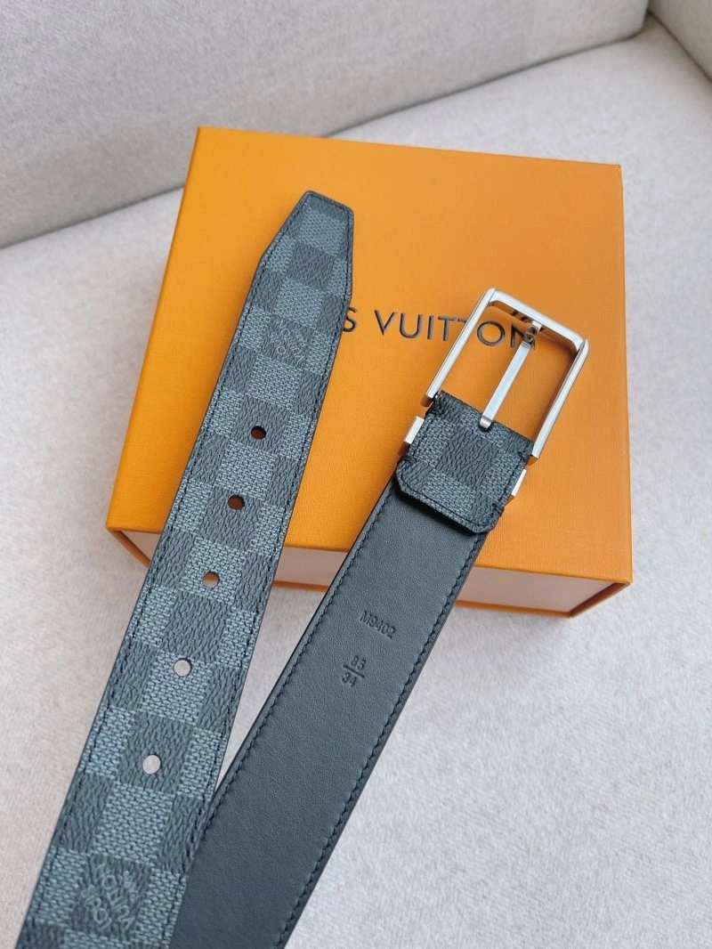 Low-cost Louis Vuitton Belts