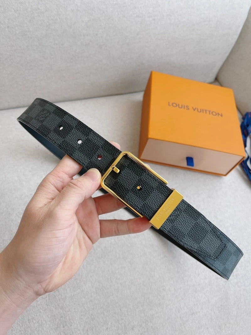Low-cost Louis Vuitton Belts
