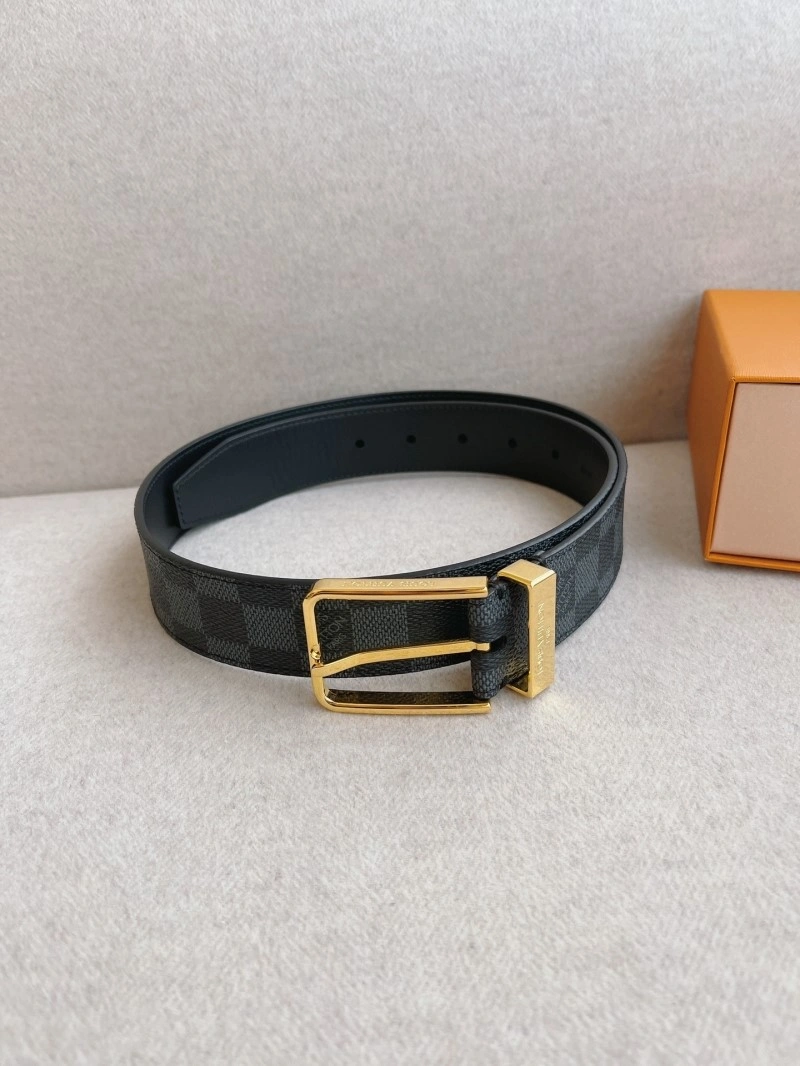 Low-cost Louis Vuitton Belts