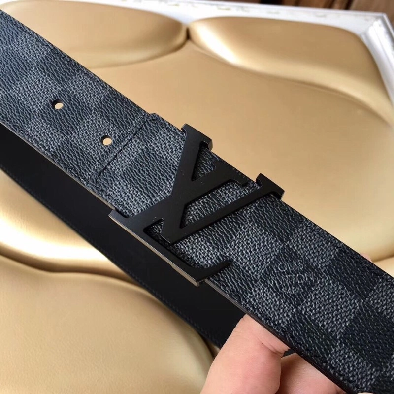 Low-cost Louis Vuitton Belts