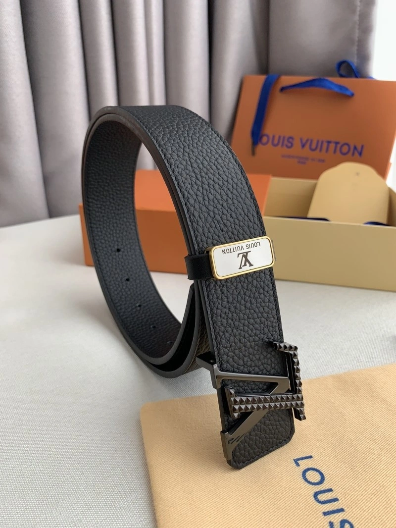Accurate model Louis Vuitton Belts