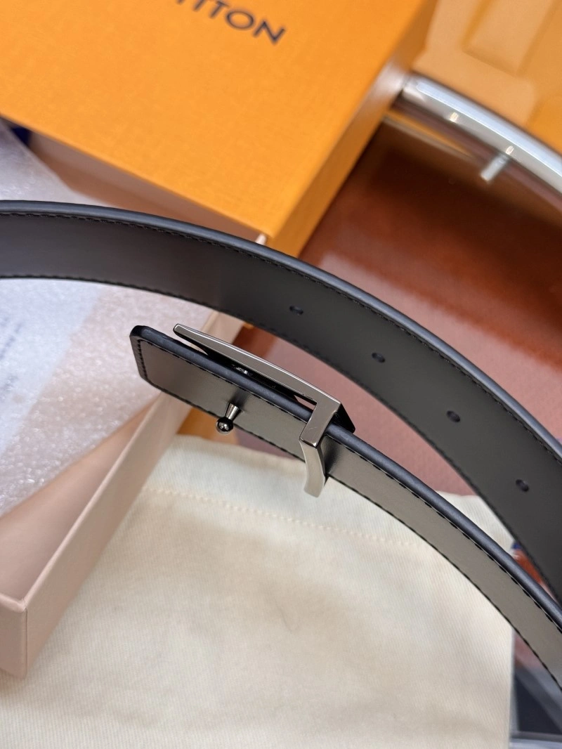 Official Louis Vuitton Belts