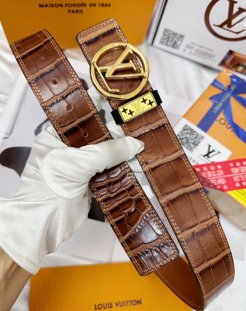 Low-cost Louis Vuitton Belts