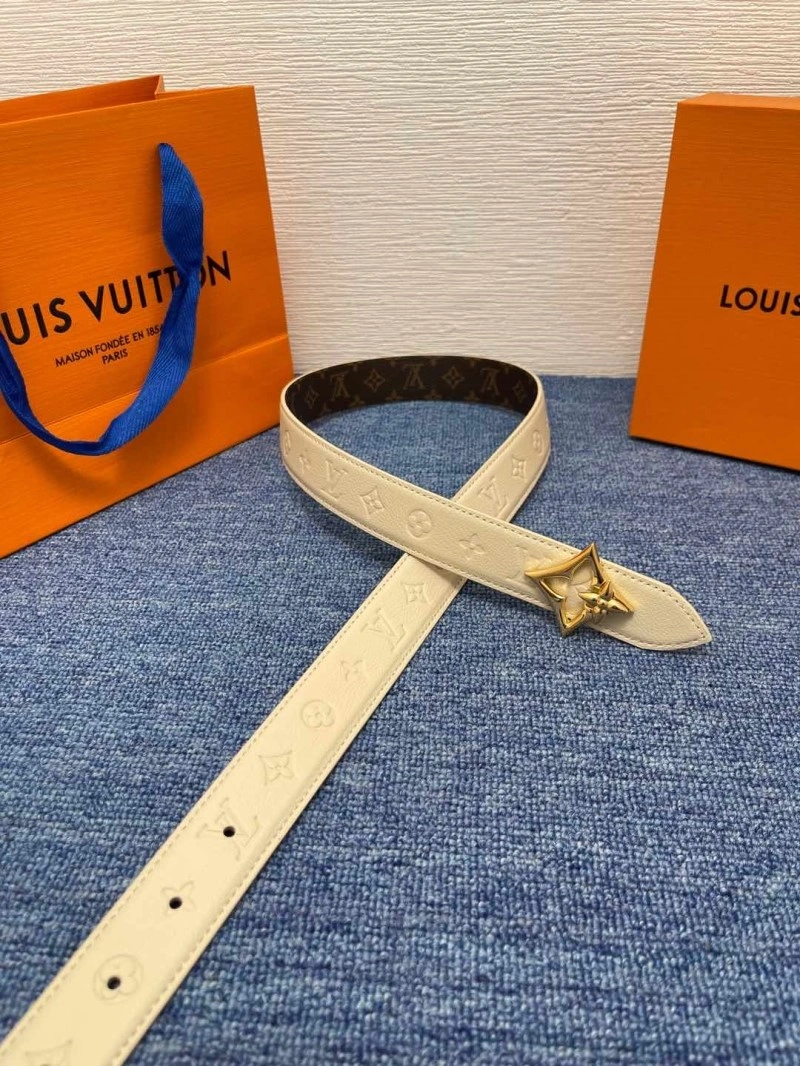 Top mirror Louis Vuitton Belts