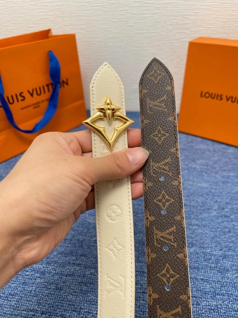 Top mirror Louis Vuitton Belts
