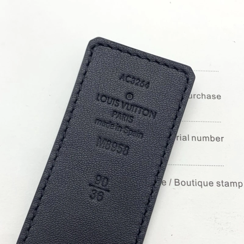 Top mirror Louis Vuitton Belts