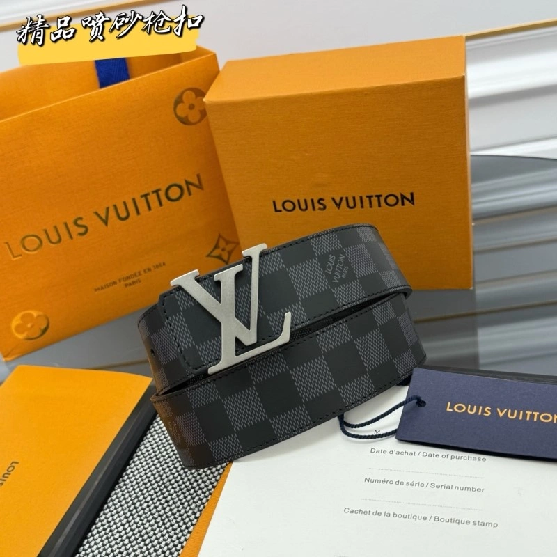 Top mirror Louis Vuitton Belts