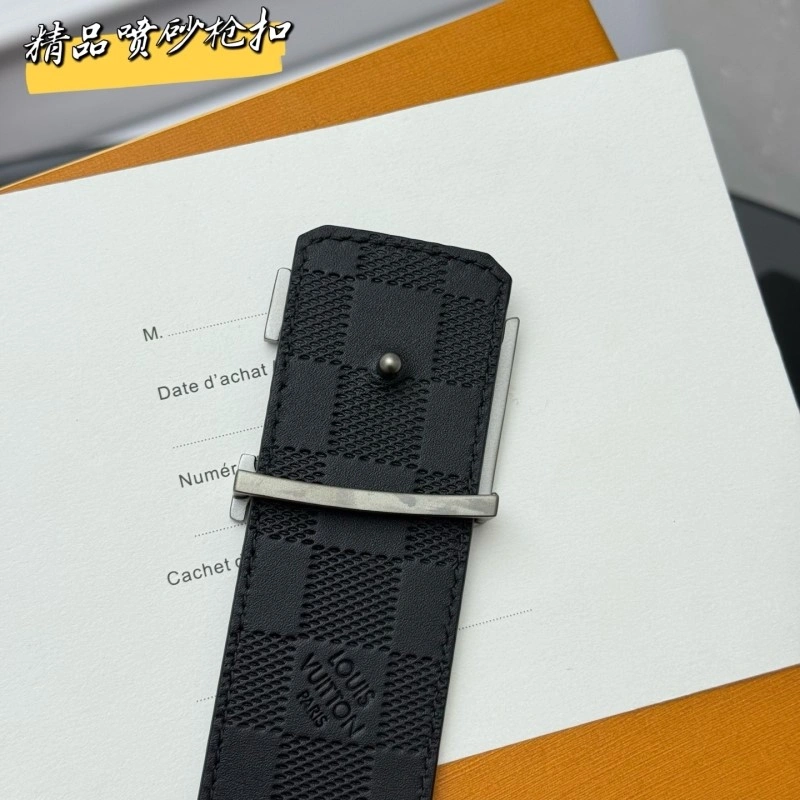 Top mirror Louis Vuitton Belts