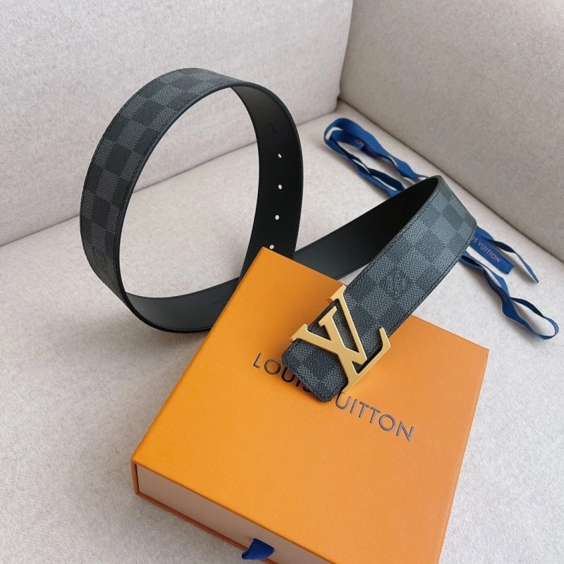 Accurate model Louis Vuitton Belts
