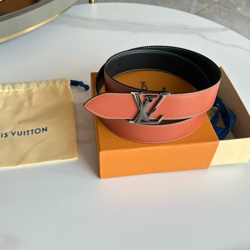 Accurate model Louis Vuitton Belts