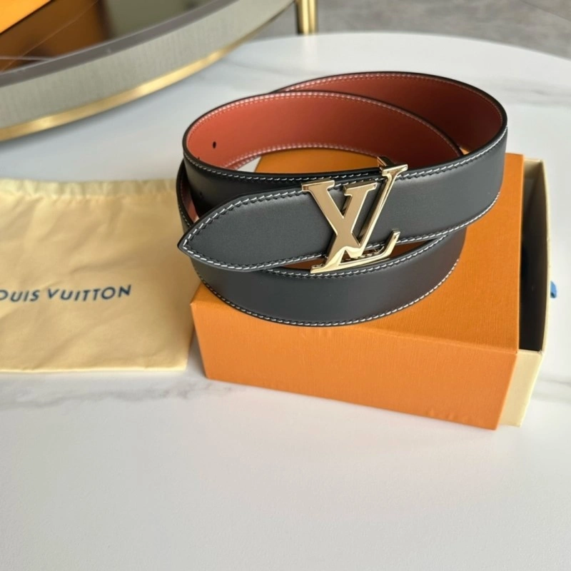 Accurate model Louis Vuitton Belts
