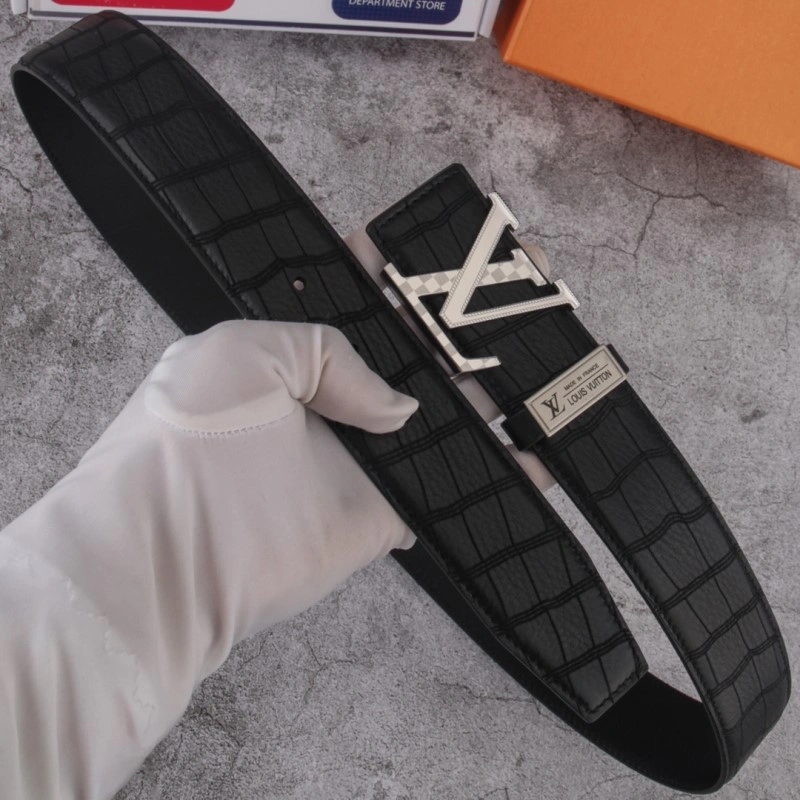 Accurate model Louis Vuitton Belts