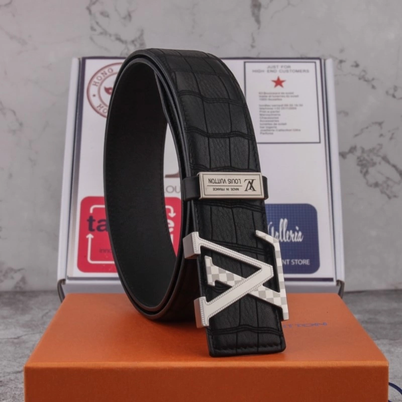 Accurate model Louis Vuitton Belts