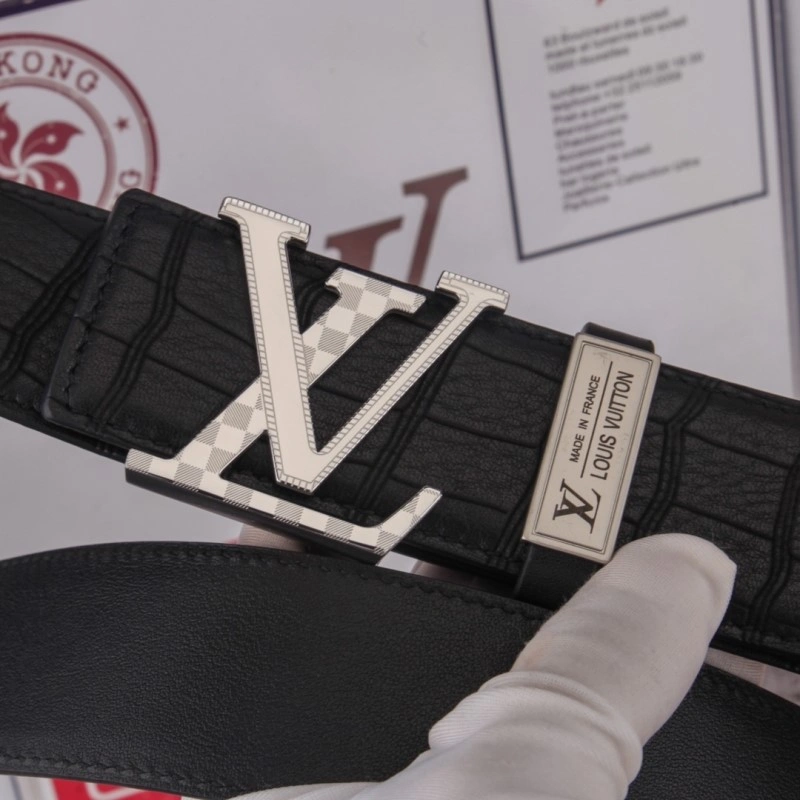 Accurate model Louis Vuitton Belts