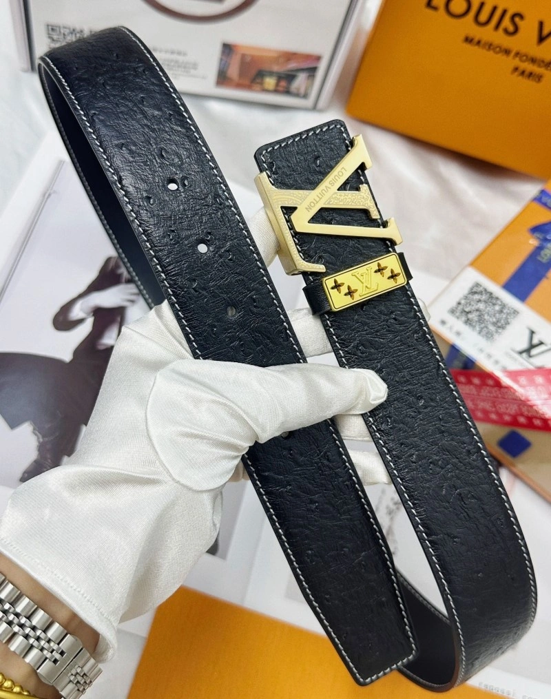 Accurate model Louis Vuitton Belts