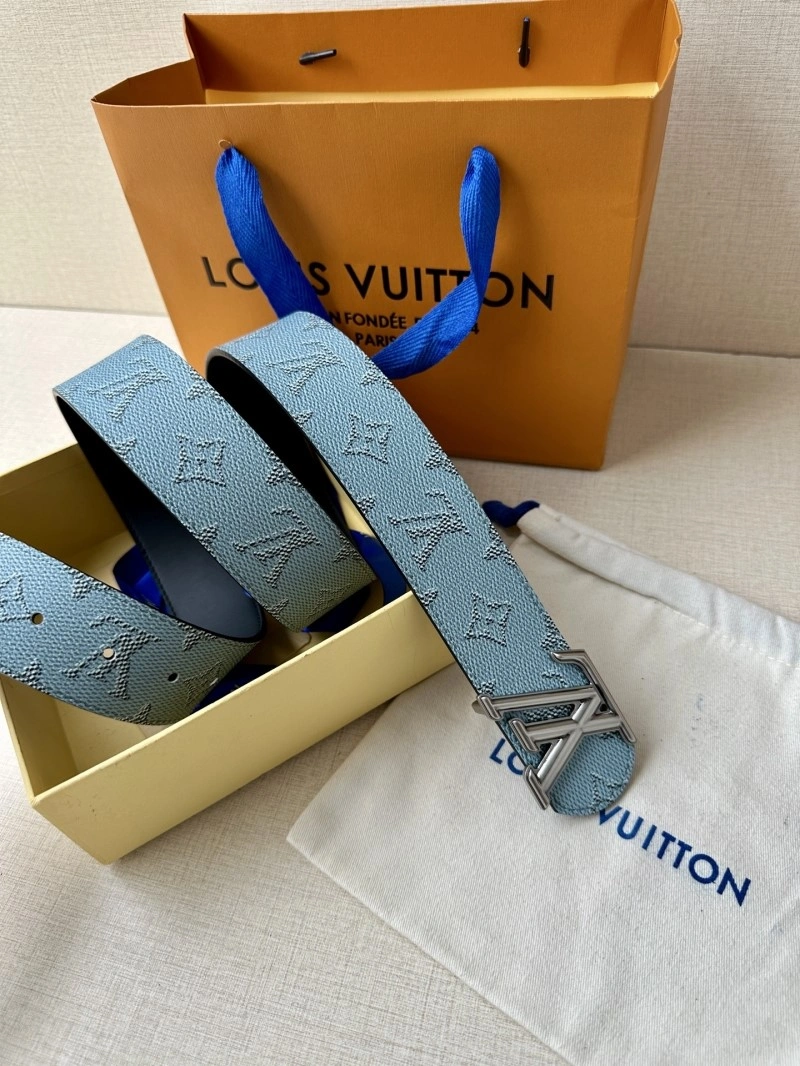 Low-cost Louis Vuitton Belts