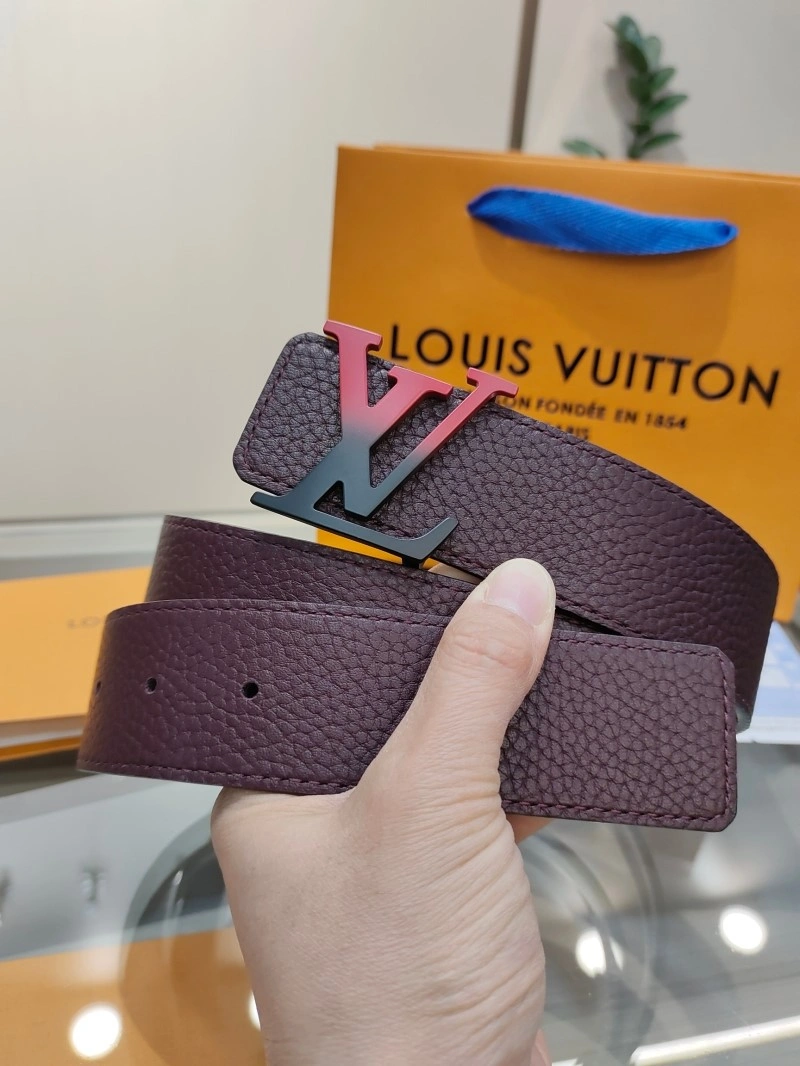 Low-cost Louis Vuitton Belts