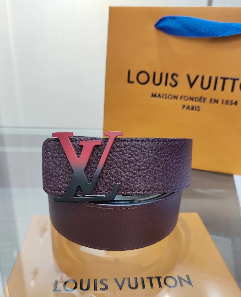 Low-cost Louis Vuitton Belts