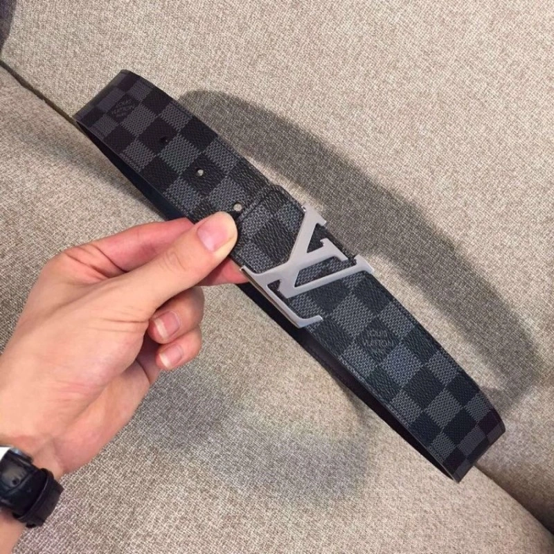 Discounted Louis Vuitton Belts