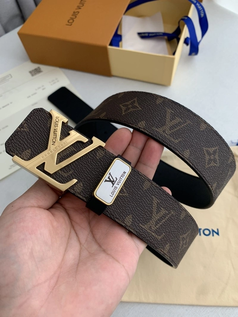 Accurate model Louis Vuitton Belts