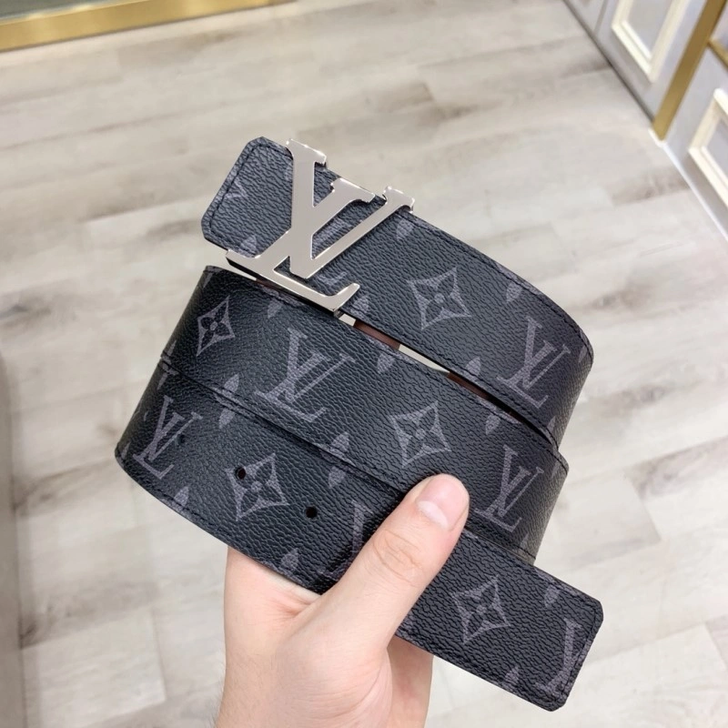 Top mirror Louis Vuitton Belts