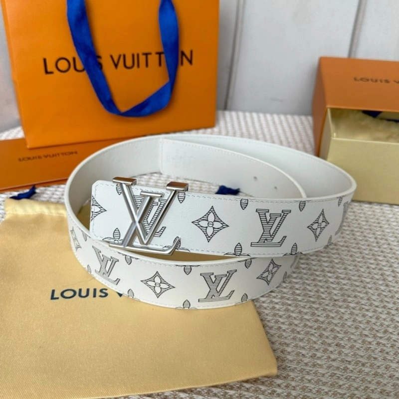 Top mirror Louis Vuitton Belts