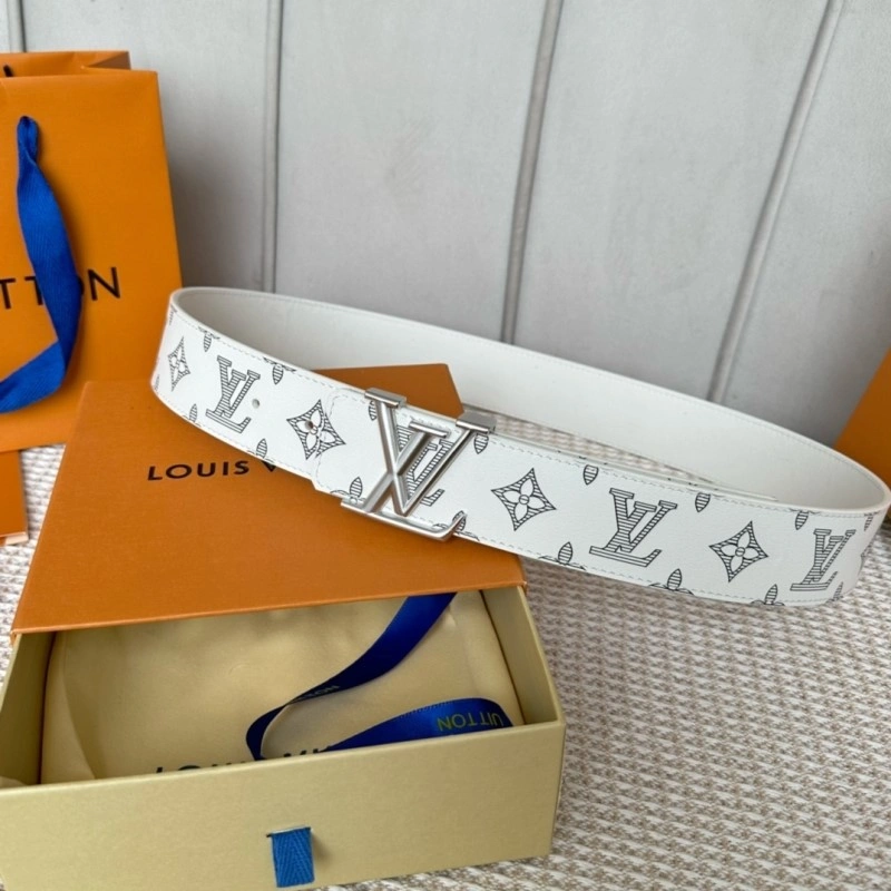 Top mirror Louis Vuitton Belts