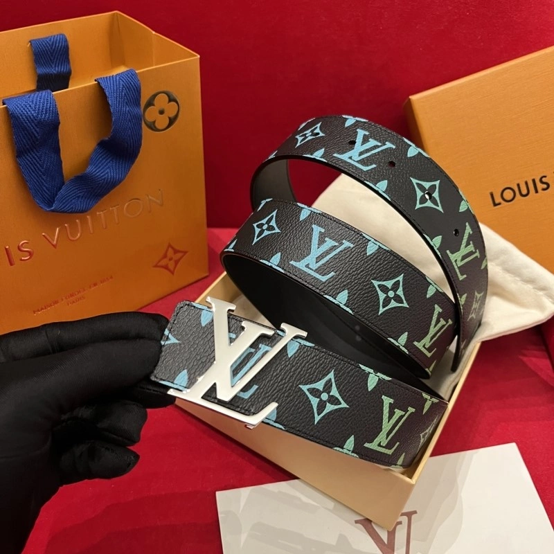 Top mirror Louis Vuitton Belts
