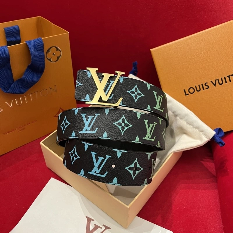 Top mirror Louis Vuitton Belts
