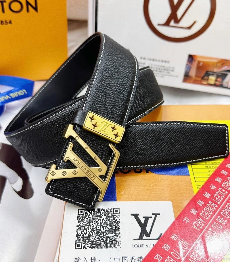 Top mirror Louis Vuitton Belts