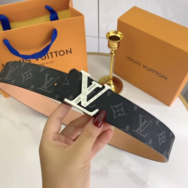 Low-cost Louis Vuitton Belts