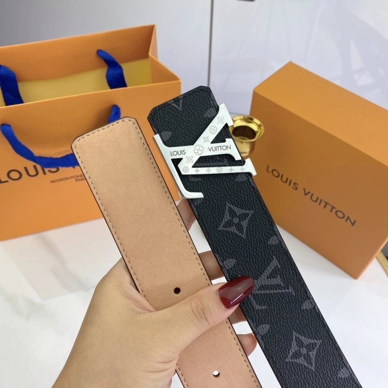 Low-cost Louis Vuitton Belts