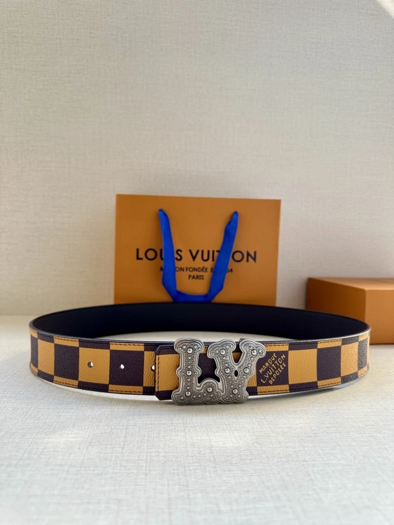 Accurate model Louis Vuitton Belts