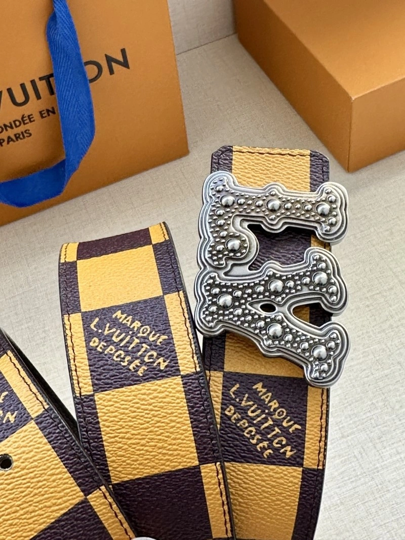 Accurate model Louis Vuitton Belts