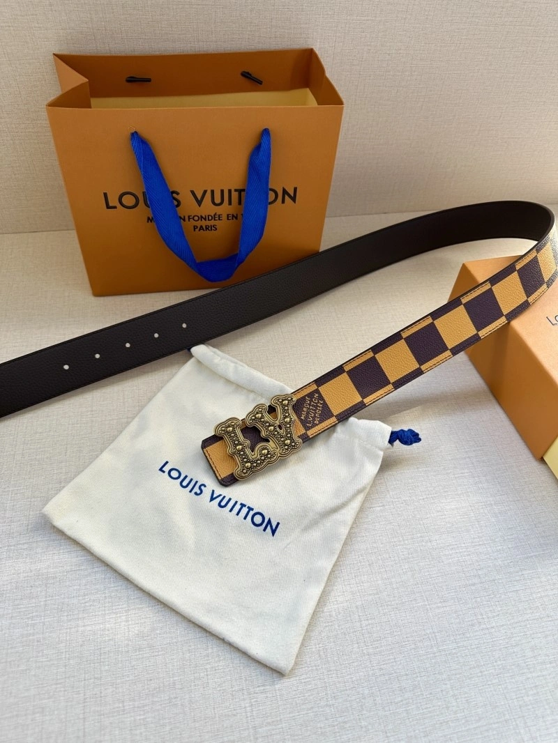 Accurate model Louis Vuitton Belts
