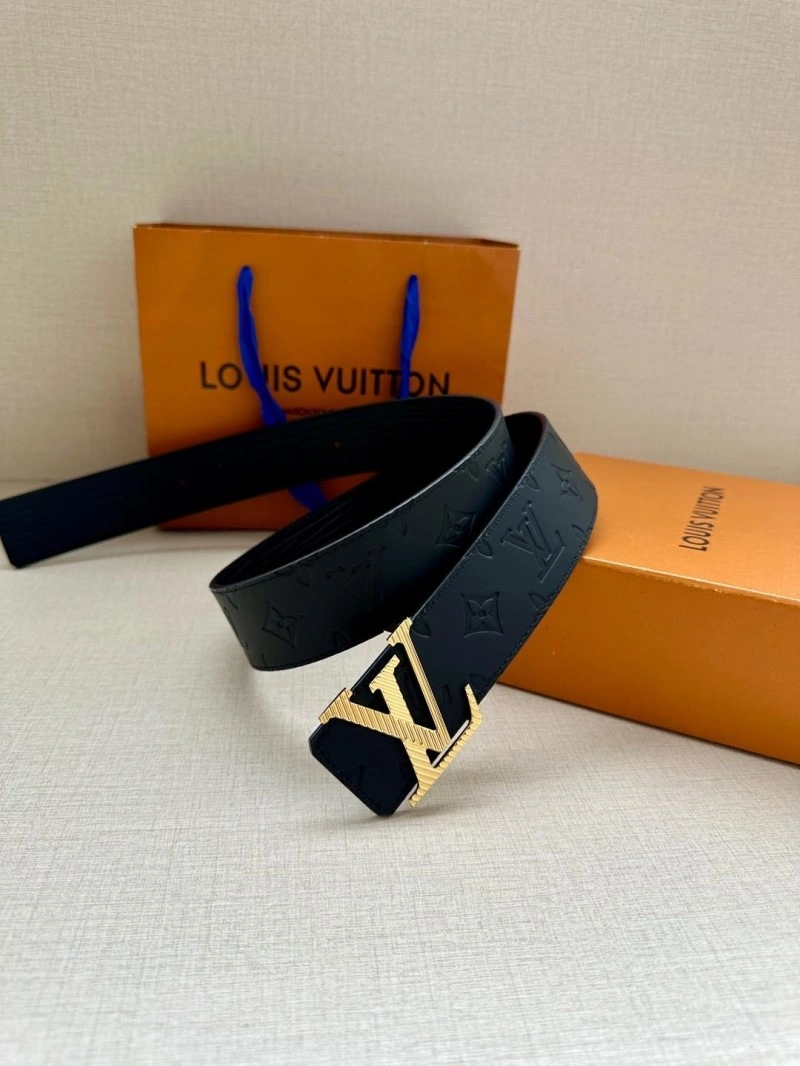Accurate model Louis Vuitton Belts