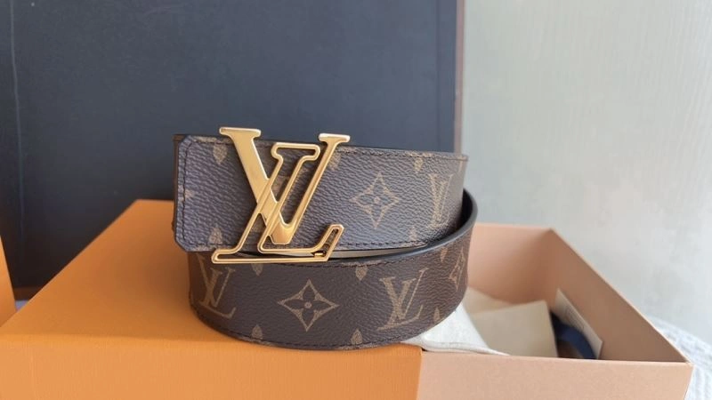 Original Louis Vuitton Belts