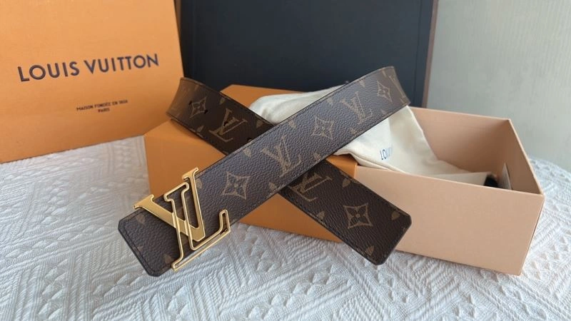 Original Louis Vuitton Belts