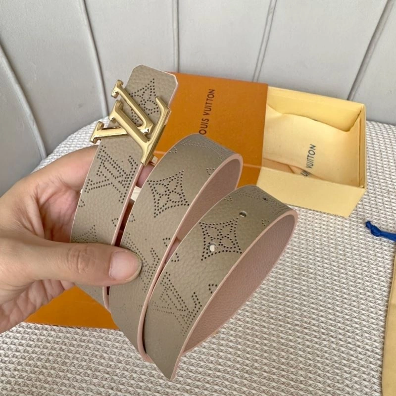 Inexpensive Louis Vuitton Belts