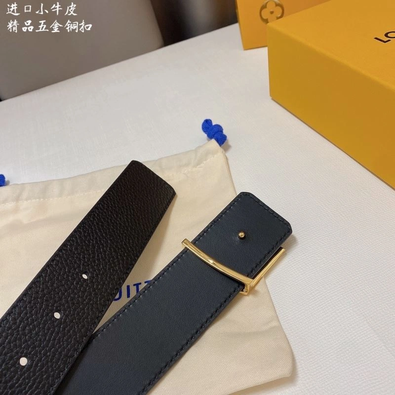 Top mirror Louis Vuitton Belts