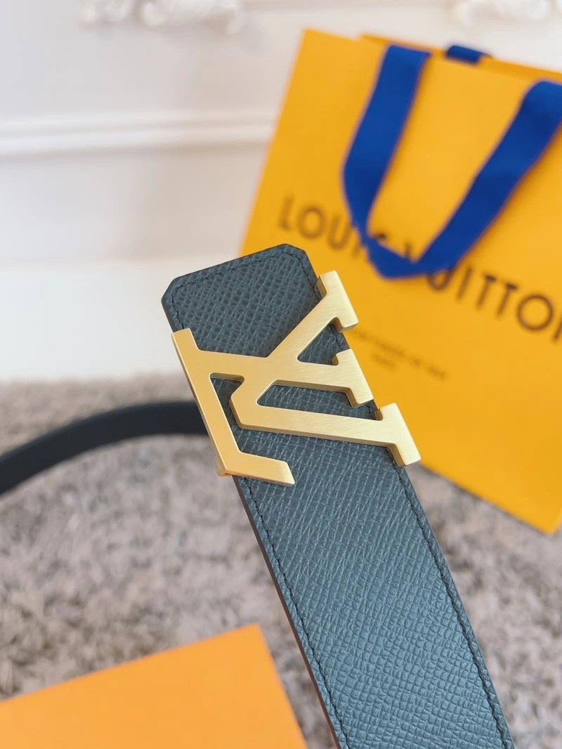 Low-cost Louis Vuitton Belts