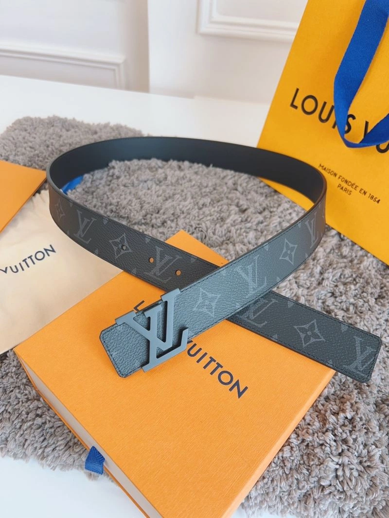 Top mirror Louis Vuitton Belts