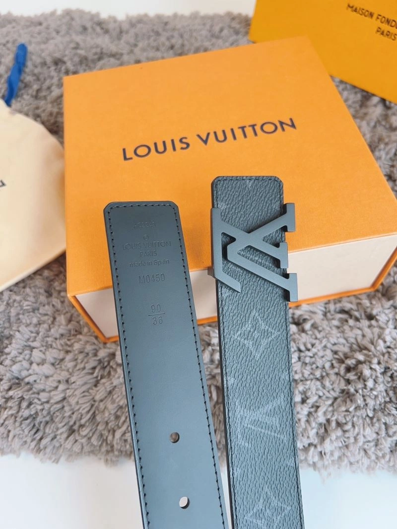 Top mirror Louis Vuitton Belts