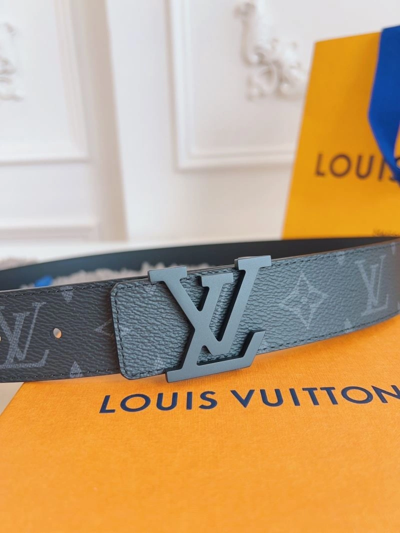 Top mirror Louis Vuitton Belts