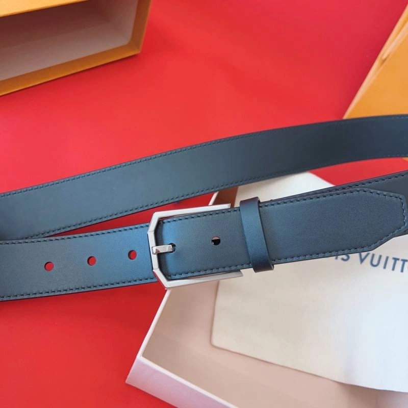 Low-cost Louis Vuitton Belts