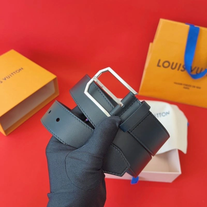 Low-cost Louis Vuitton Belts