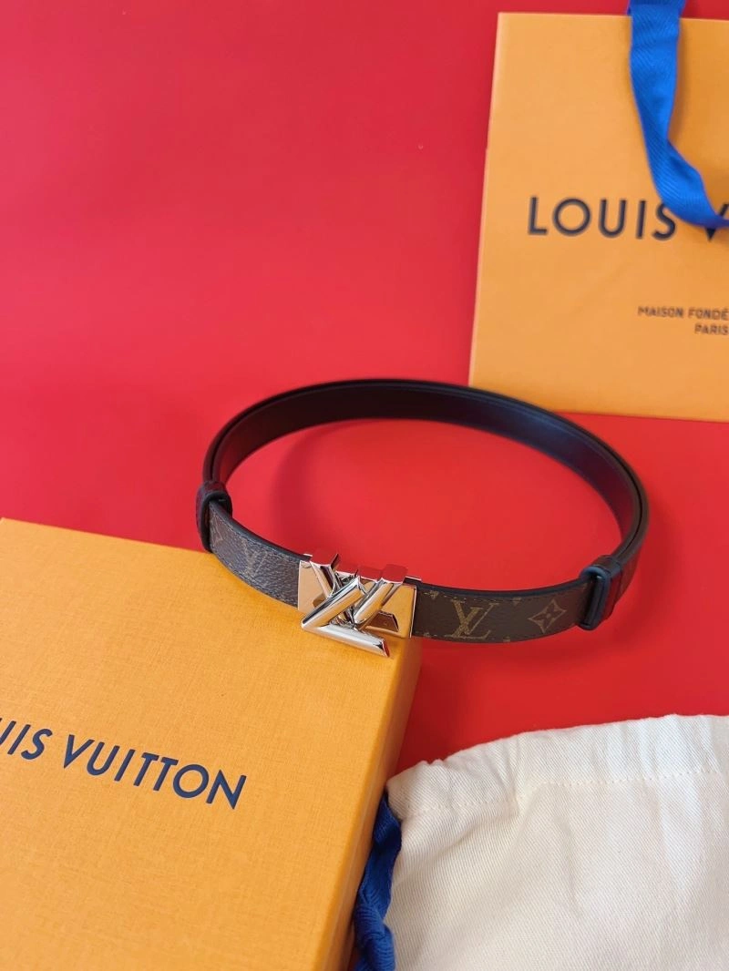 Low-cost Louis Vuitton Belts